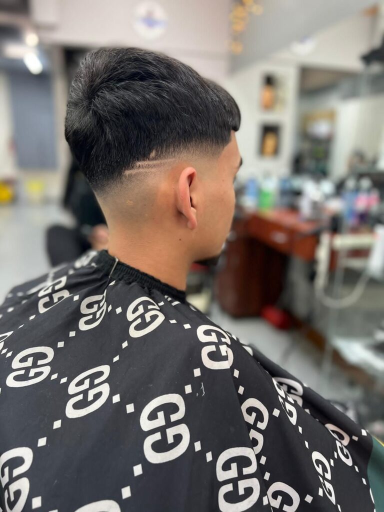 Imagen Latino BarberShop & Salon
